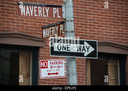 Street Signs at the corner of Waverly Place and Waverly Place in ...
