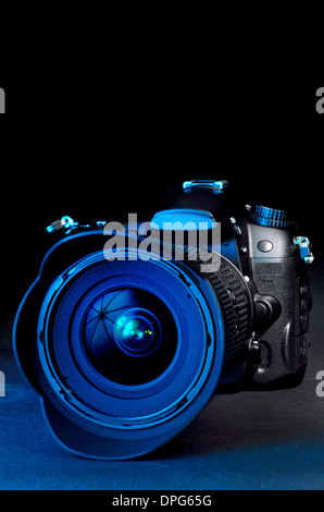 Digital camera set-up in a forensic lab. Nebraska State Patrol Crime ...