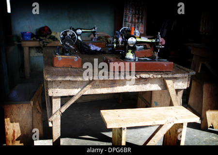 Old Fashioned Tailor Shop Stock Photo: 99190815 - Alamy