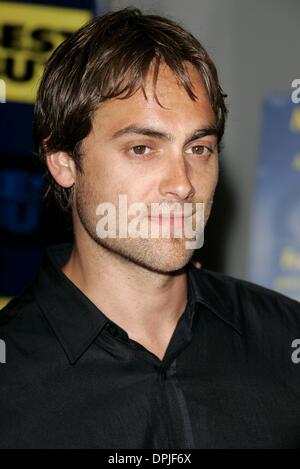 STUART TOWNSEND ACTOR BEST BUY HOLLYWOOD LOS ANGELES USA 30/05/2006 ...