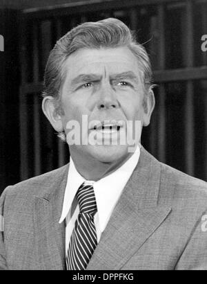 Apr. 19, 2006 - ANDY GRIFFITH WITH HIS WIFE BARBARA EDWARDS 1963. JACK ...