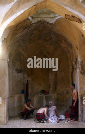Mar 06, 2009 - Qazvin, Iran - Iranian men wash themselves in a ...