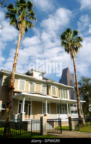 Staiti House, Sam Houston Park, Texas Stock Photo - Alamy