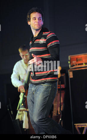 Jan 26, 2009 - Wilmington, North Carolina, USA - Singer BARRY PRIVETT ...