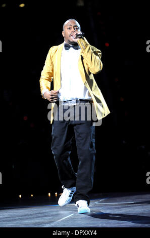 Mar 14, 2009 - Raleigh, North Carolina, USA - Singer RAHEEM DEVAUGHN ...