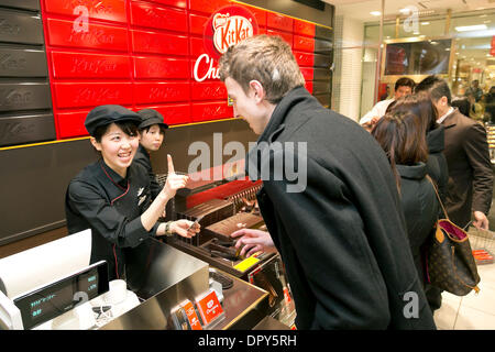 Shopping at the Kit Kat Chocolatory store in Tokyo, Japan Stock Photo ...