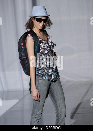Jan 23, 2009 - San Diego, CA, USA - Model on the runway for Fashion ...