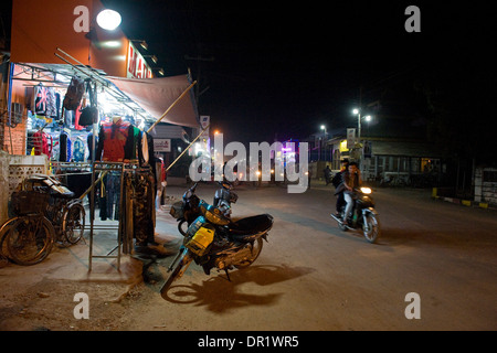 Myanmar, Tangoo, Daily life Stock Photo - Alamy