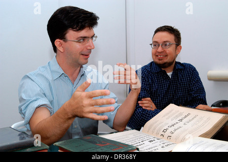 Tobias Frere-Jones, left, and Jonathan Hoefler, right, celebrity type ...