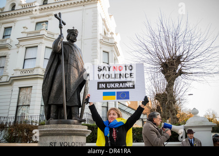 Ukrainian Euromaidan protest in Notting Hill, London Stock Photo - Alamy