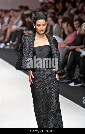 Mar 16, 2009 - Toronto, Ontario, Canada - Models on the runway for the ...