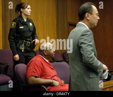 Dec 11, 2008 - Stockton, California, USA - ANTHONY WAITERS confers with ...