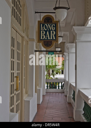 Long Bar, Singapore Sling cocktail poster at Raffles Hotel Singapore ...