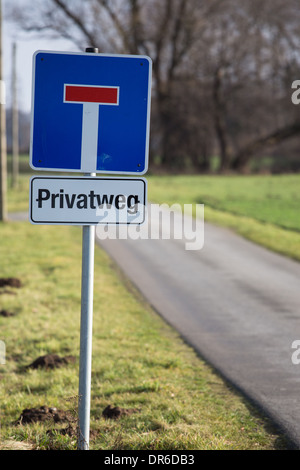 Privatweg - private road - sign Stock Photo - Alamy