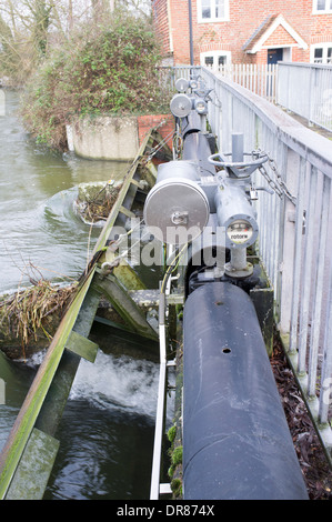 radial automatic sluice river control flood defence Stock Photo - Alamy