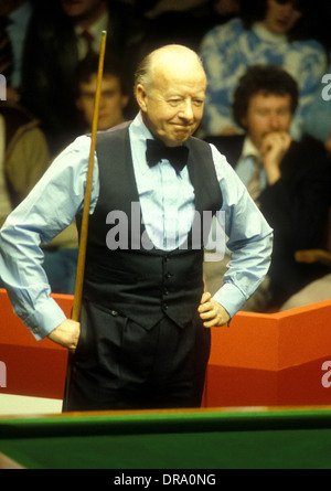 fred davis veteran at The Embassy World Snooker Tournament, Crucible ...