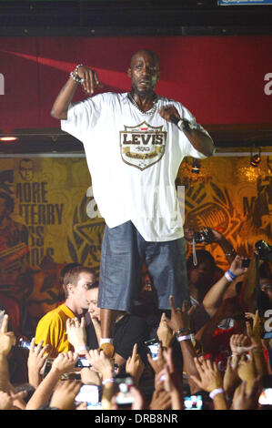 DMX performing live to promote his new CD 'Undisputed' at Revolution ...