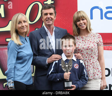 Fiona Phillips, John Stapleton and Kate Garraway outside the ITV ...