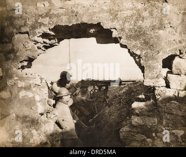 French machine gun WWI Stock Photo - Alamy