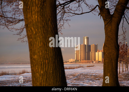 Detroit, Michigan - Downtown Detroit and the icy Detroit River, from ...