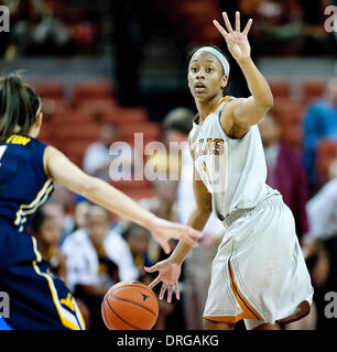 AUSTIN, TX - JANUARY 25: Texas Longhorns guard Julian Larry (1) drives ...