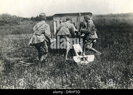 World War 1: Italian artillery gunners at Easter 1916. Munition Stock ...