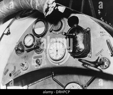 Controls and instrument panel of a plane, WW1 Stock Photo - Alamy