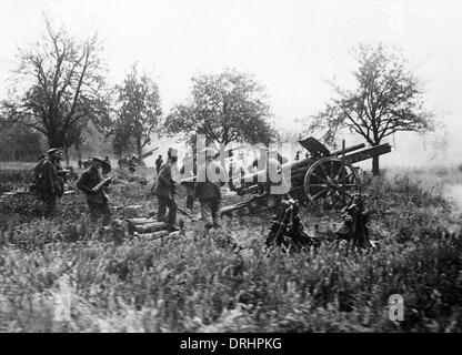 Artillery and gunners in action, Western Front, WW1 Stock Photo - Alamy