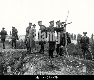 King George V touring battlefield, Western Front, WW1 Stock Photo - Alamy