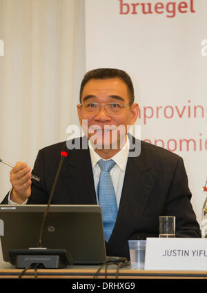 Justin Yifu Lin, former World Bank Chief Economist Stock Photo - Alamy