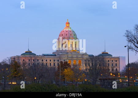 Minnesota State Capitol exterior of Beaux Arts architecture style ...