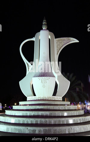Arabic coffee pot sculpture, Doha, Qatar Stock Photo - Alamy