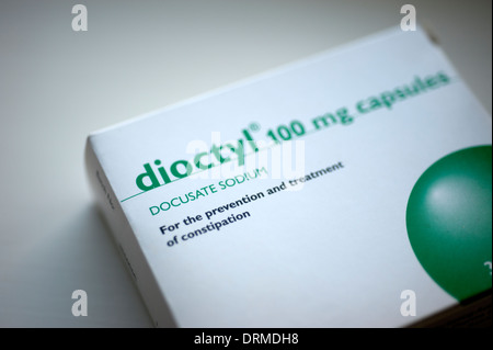 Dioctyl Docusate Sodium Tablets Medicine Laxative 100mg Stock Photo - Alamy