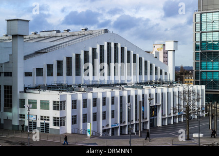Wembley Arena front entrance Stock Photo - Alamy