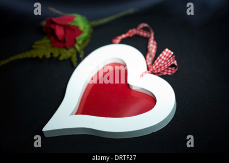 Romantic Valentines day concept. Dreamy woman with bouquet of pink rose ...