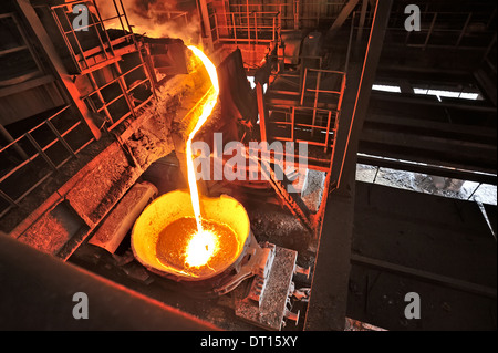 Transport of liquid iron Stock Photo - Alamy