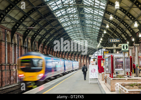 Durham railway station, platform 2 Stock Photo - Alamy