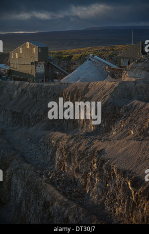 Coldstone Cut Quarry, Greenhow Hill, Nidderdale the beautiful heather ...
