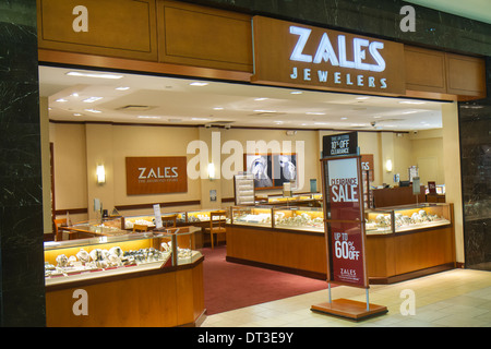 Zales store in the Mall of America, Bloomington, Minneapolis Stock ...