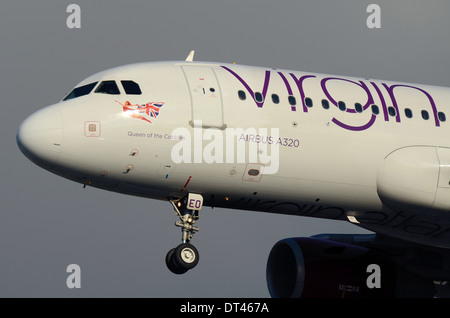 virgin atlantic little red a320 Stock Photo - Alamy