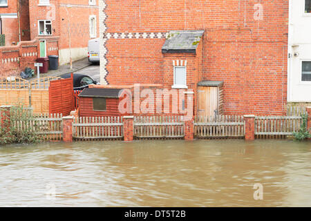 River Kennet flooding in Reading Oracle Shopping Centre Stock Photo - Alamy