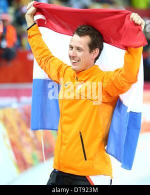 Netherlands' Stefan Groothuis celebrates after winning the men's 1000 ...