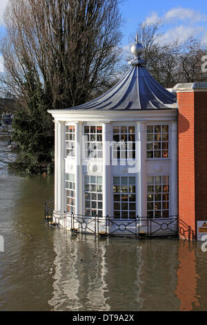 Carlton Mitre Hotel and River Thames, Hampton Court, Borough of ...