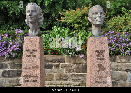Bust of Count Lennart Bernadotte of Wisborg, by artist Waldemar ...