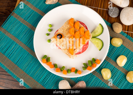 A fish shaped sandwich, healthy kid food Stock Photo - Alamy