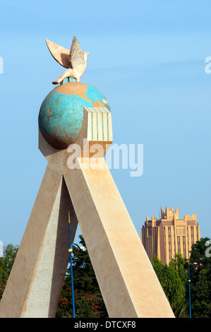 monument de la Paix, Bamako, Mali Stock Photo - Alamy