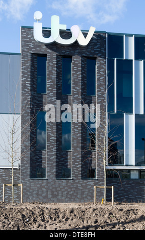 The new ITV studio building for the Coronation Street set, Salford ...