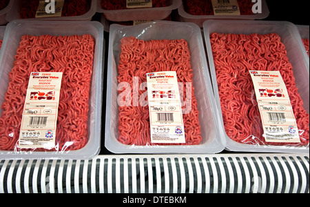 Tesco Minced Beef Stock Photo - Alamy