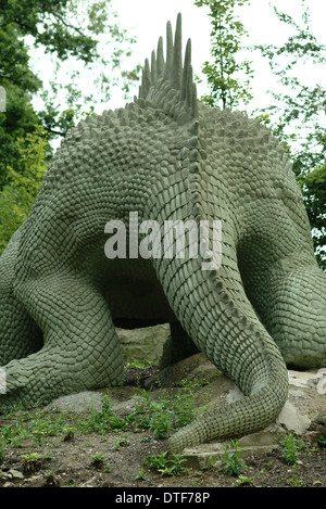 Crystal Palace dinosaur model. These 19th-century models were sculpted ...