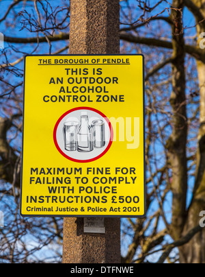 Alcohol Free Zone sign isolated outdoors on lamp post in UK park ...